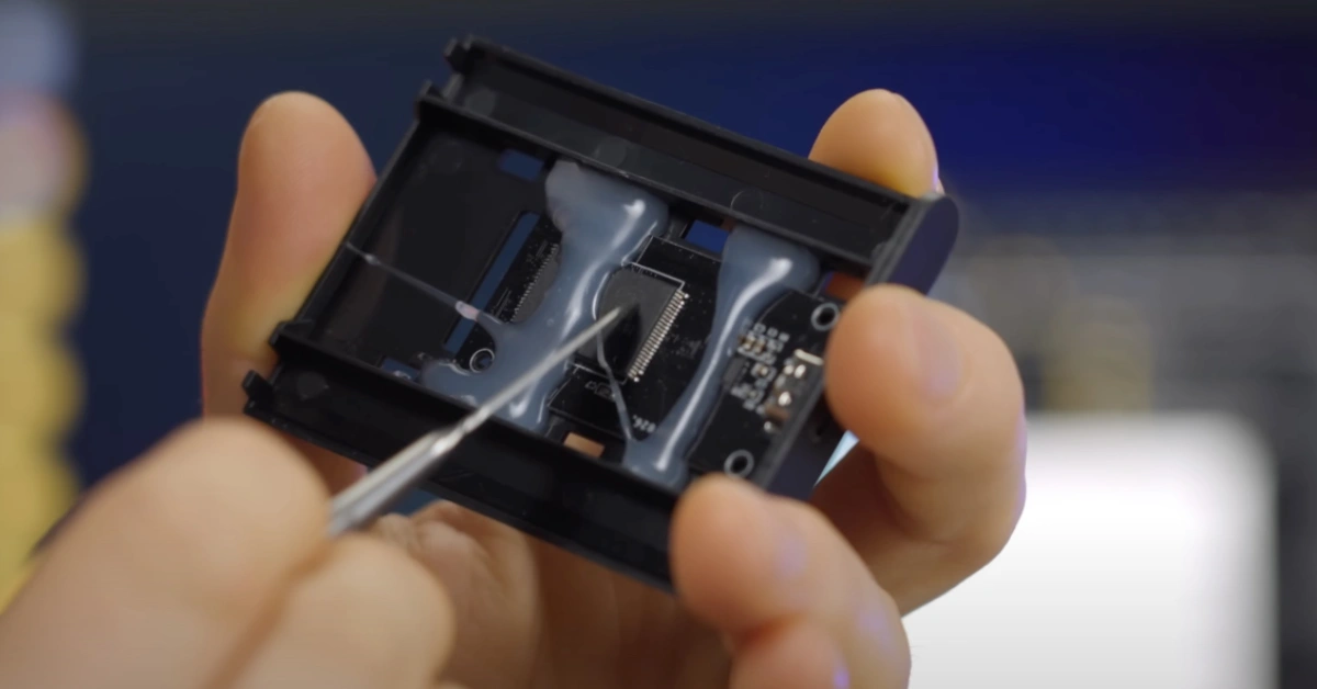 Gamer Opens Defective Hard Drive, Finds Only a Cheap Memory Chip Glued ...